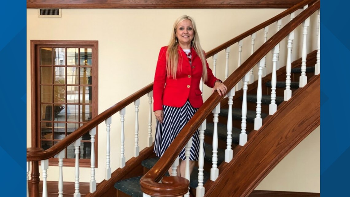 'It’s just a typo' | Knox Co. candidate reworks resume after reporter ...