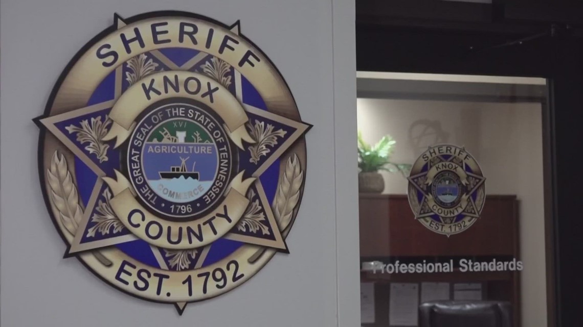 Knox Co. sheriff and mayor agree on deputy raise | wbir.com