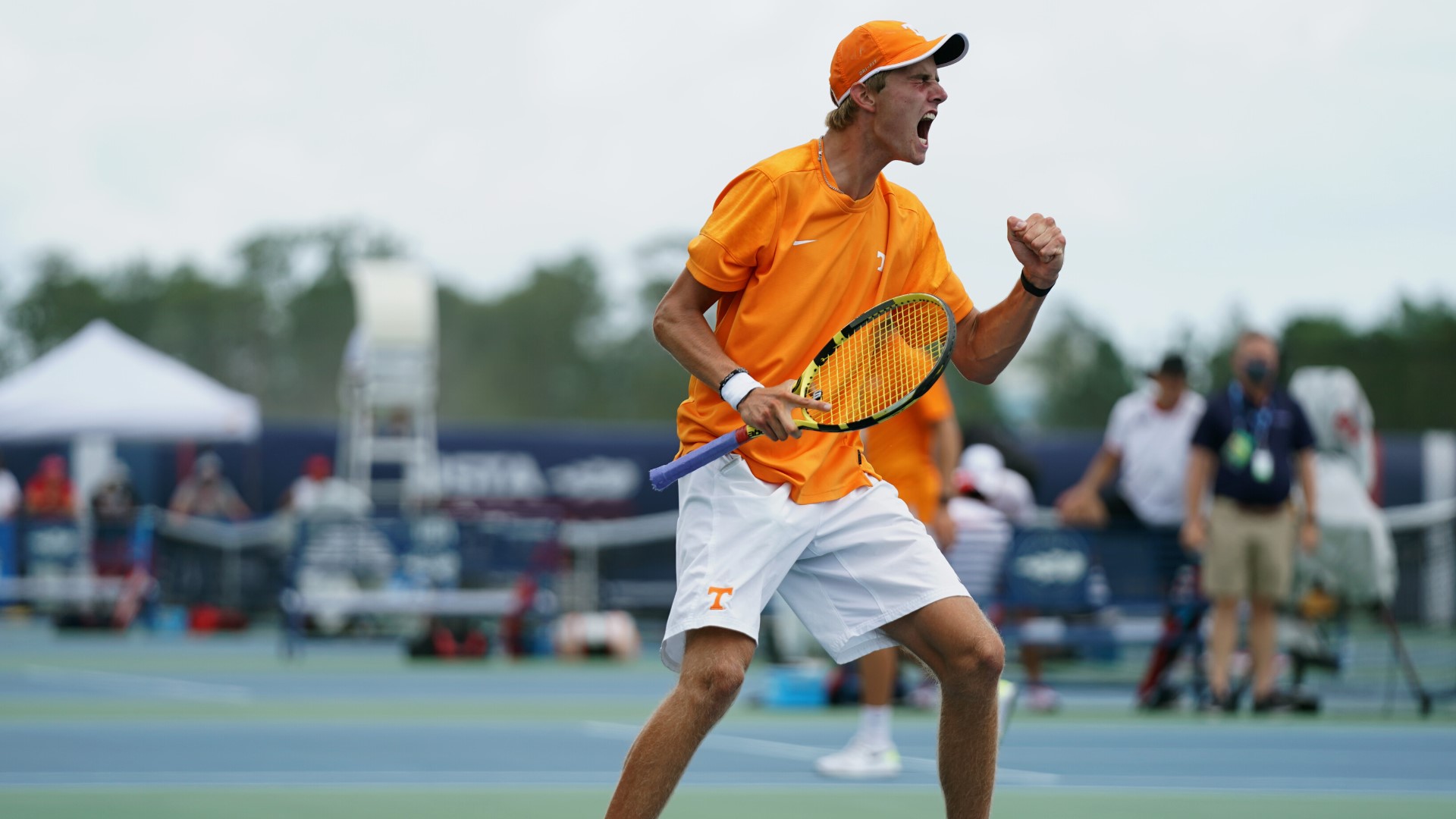 No. 3 Tennessee men's tennis advances to NCAA Semifinals | wbir.com