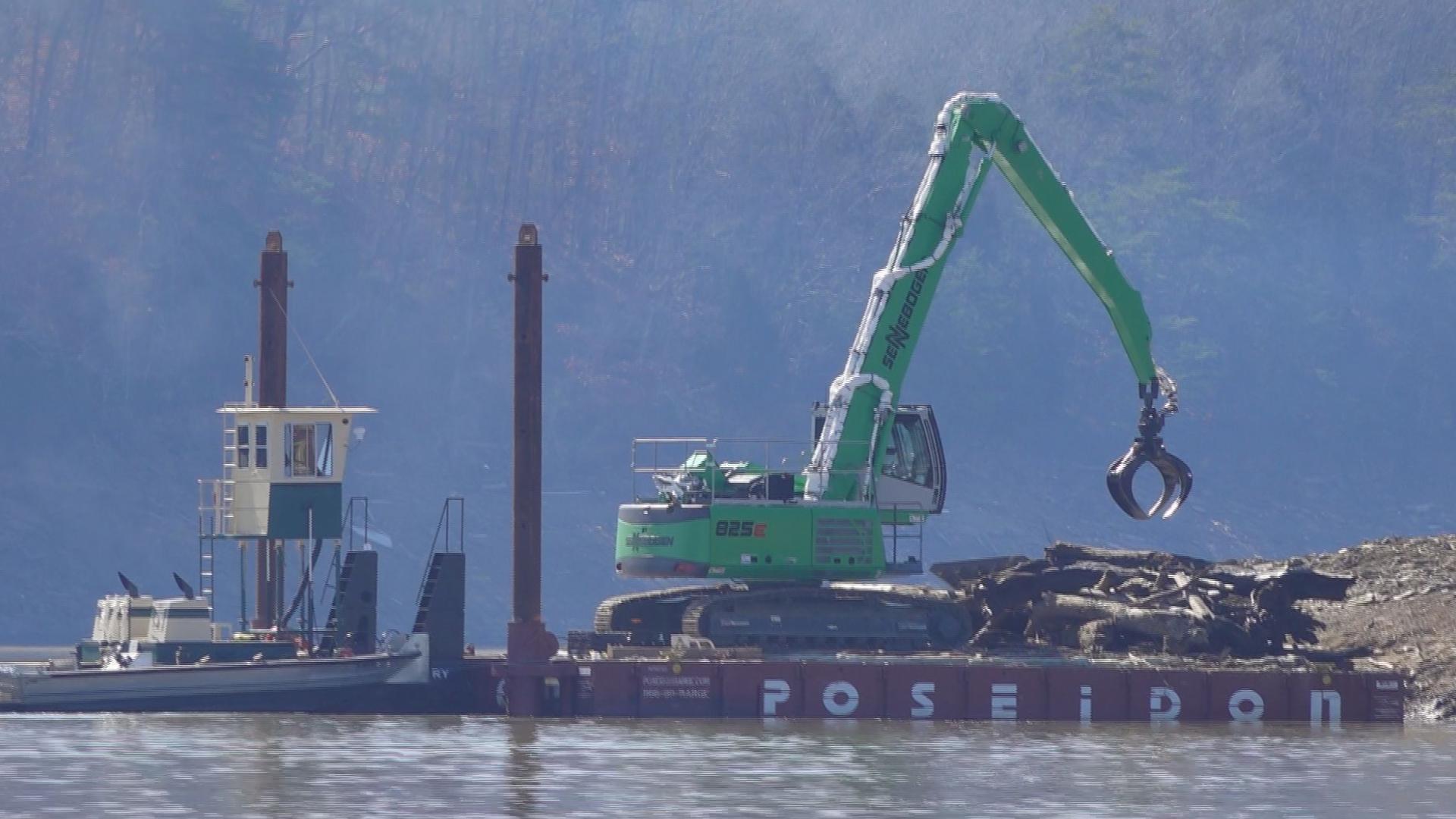 Douglas Lake grapples with debris cleanup after Helene | wbir.com