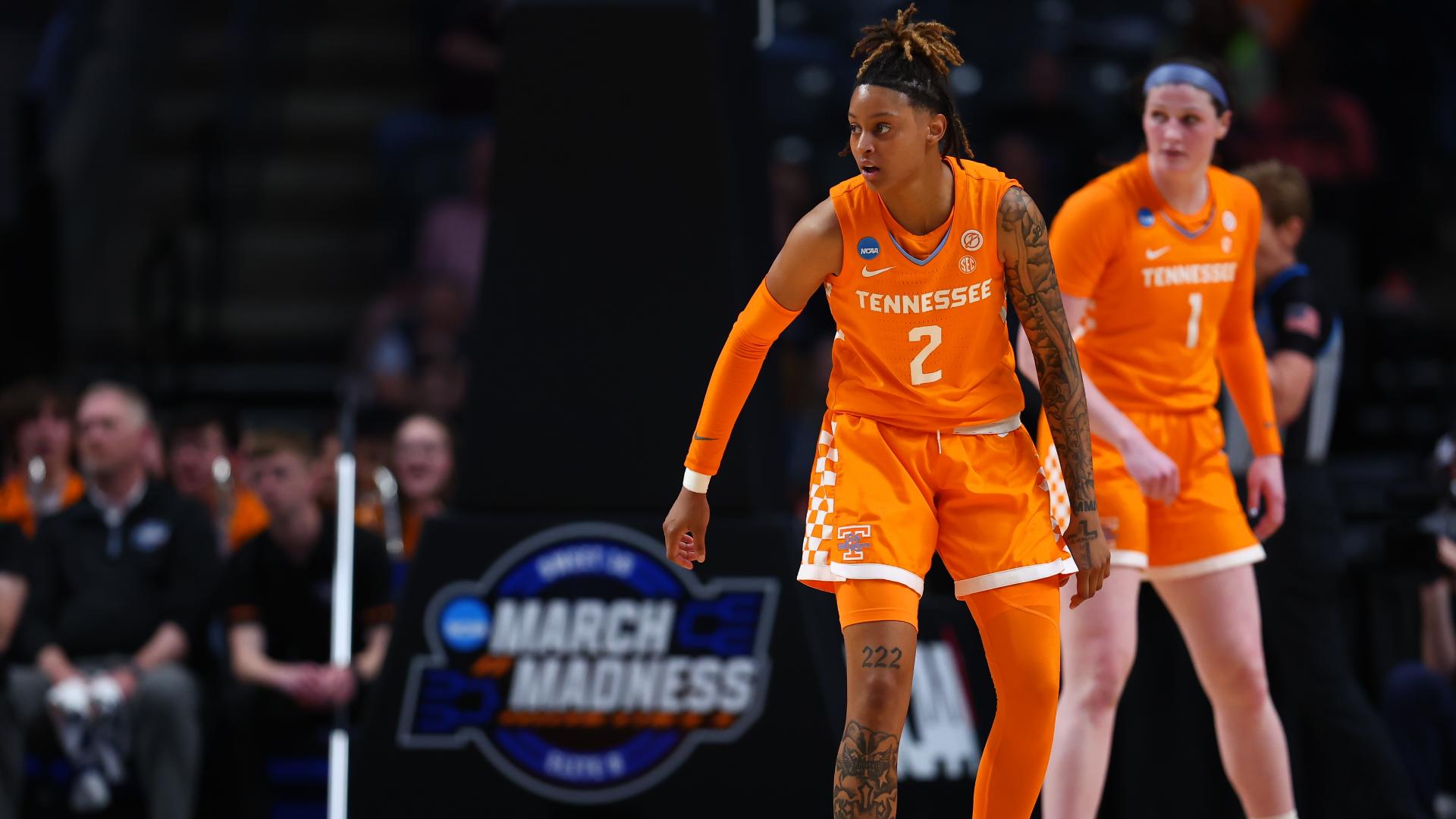 Texas knocks Lady Vols out of NCAA Tournament in Sweet 16, 67-59 | wbir.com