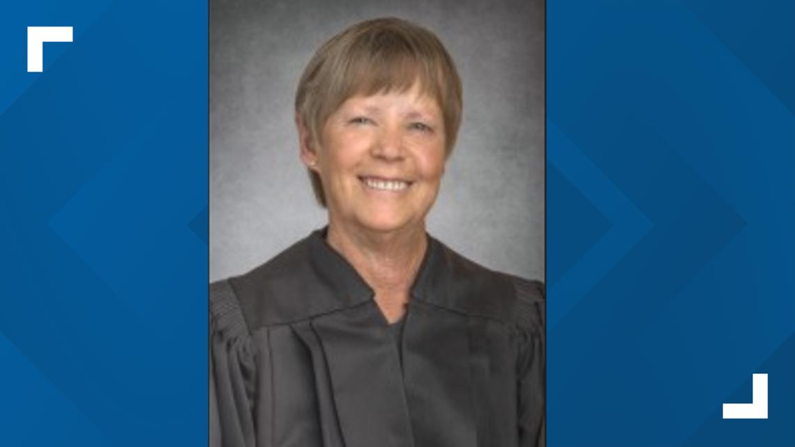 Chancellor Sharon Bell, a history-making Knox County jurist, dies at ...