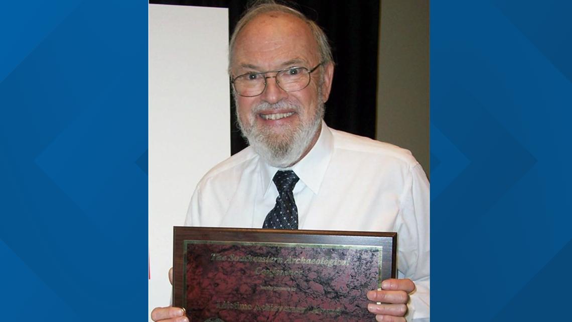 Dirt detective: UT archaeologist Dr. Charles Faulkner dies at age 84 ...