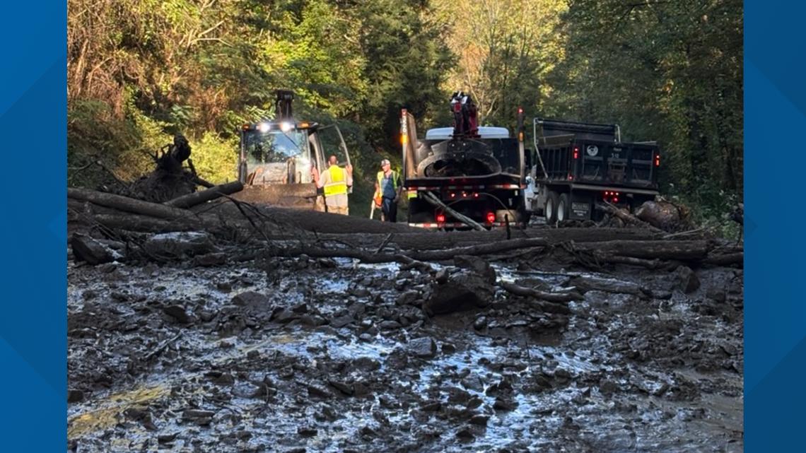 Landslide blocks Gatlinburg Bypass in Great Smoky Mountains National ...