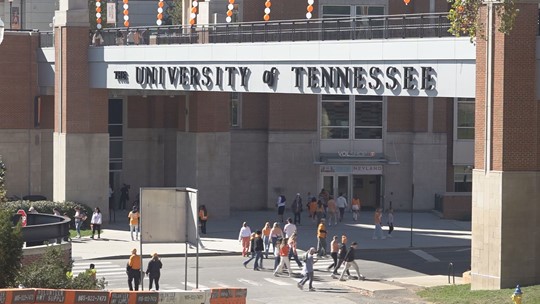 UT sees 5 consecutive years of record student enrollment data ...