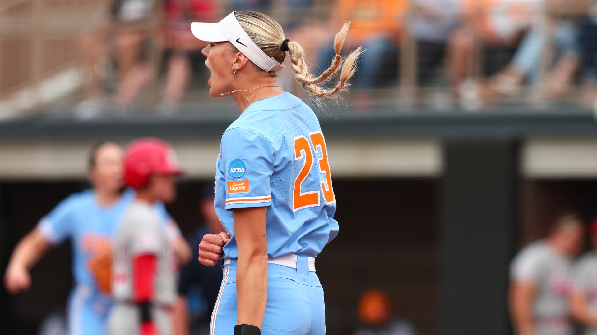 Tennessee softball stays hot with doubleheader rout | wbir.com