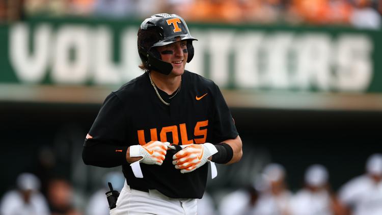 KAT honors Edye Ellis, WBIR's first Black anchor, during Black History ...