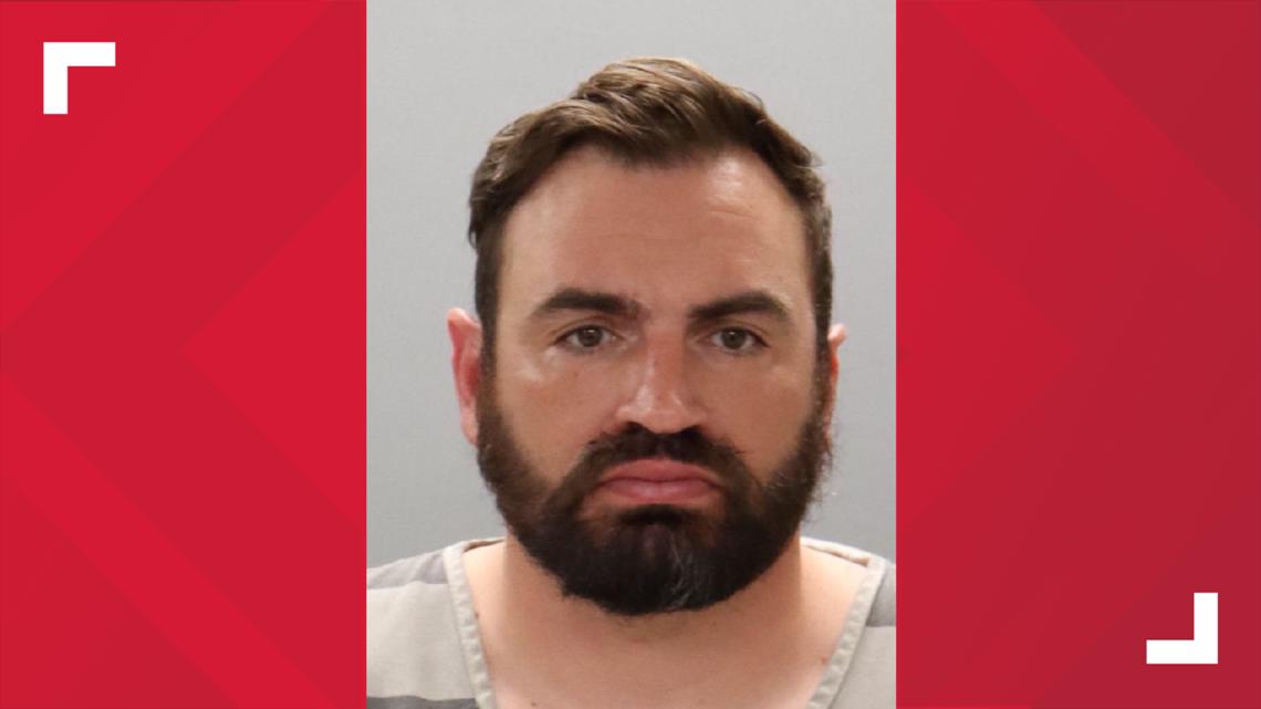 FBI agent charged with DUI after Knox County crash | wbir.com