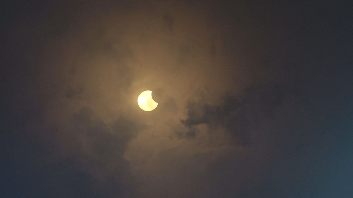 Partial solar eclipse seen in East Tennessee | wbir.com