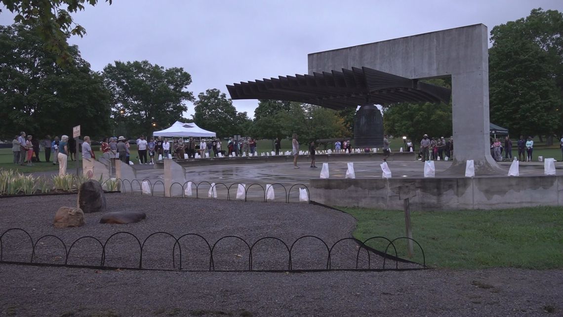 Oak Ridge bell ringing commemorates bombing of Hiroshima | wbir.com