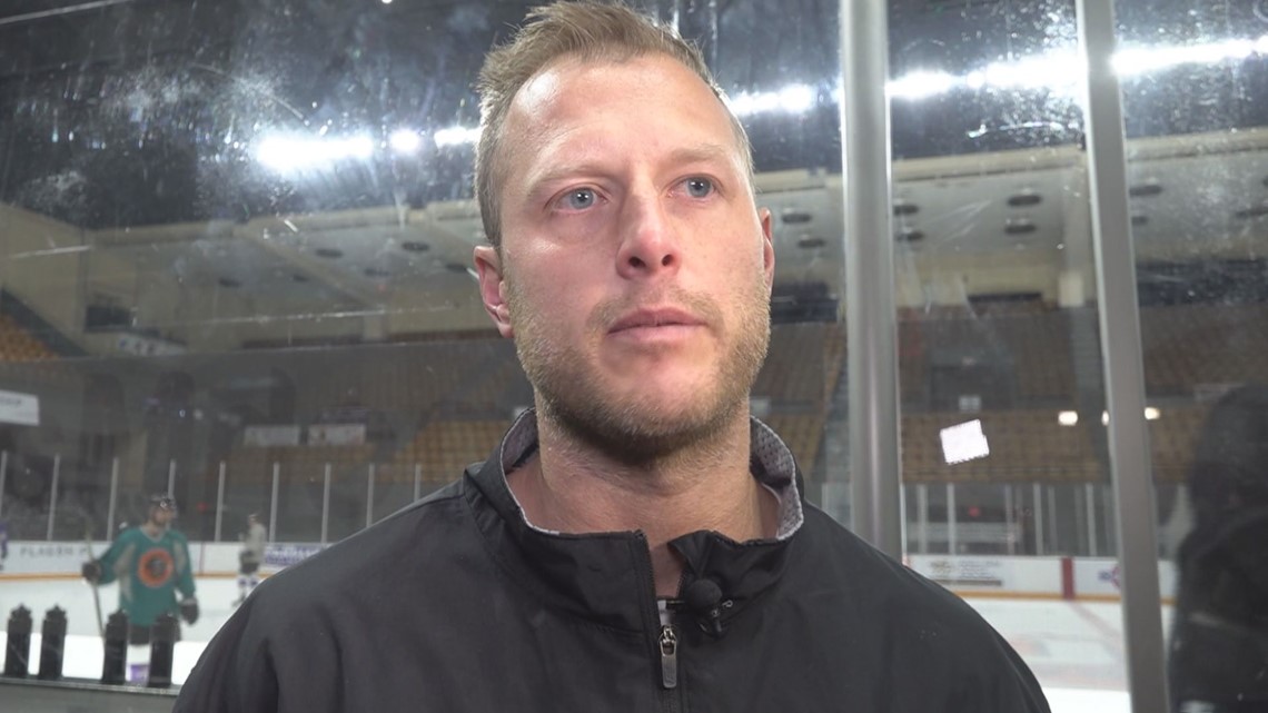Ice Bears' Jeff Carr named SPHL Coach of the Year | wbir.com