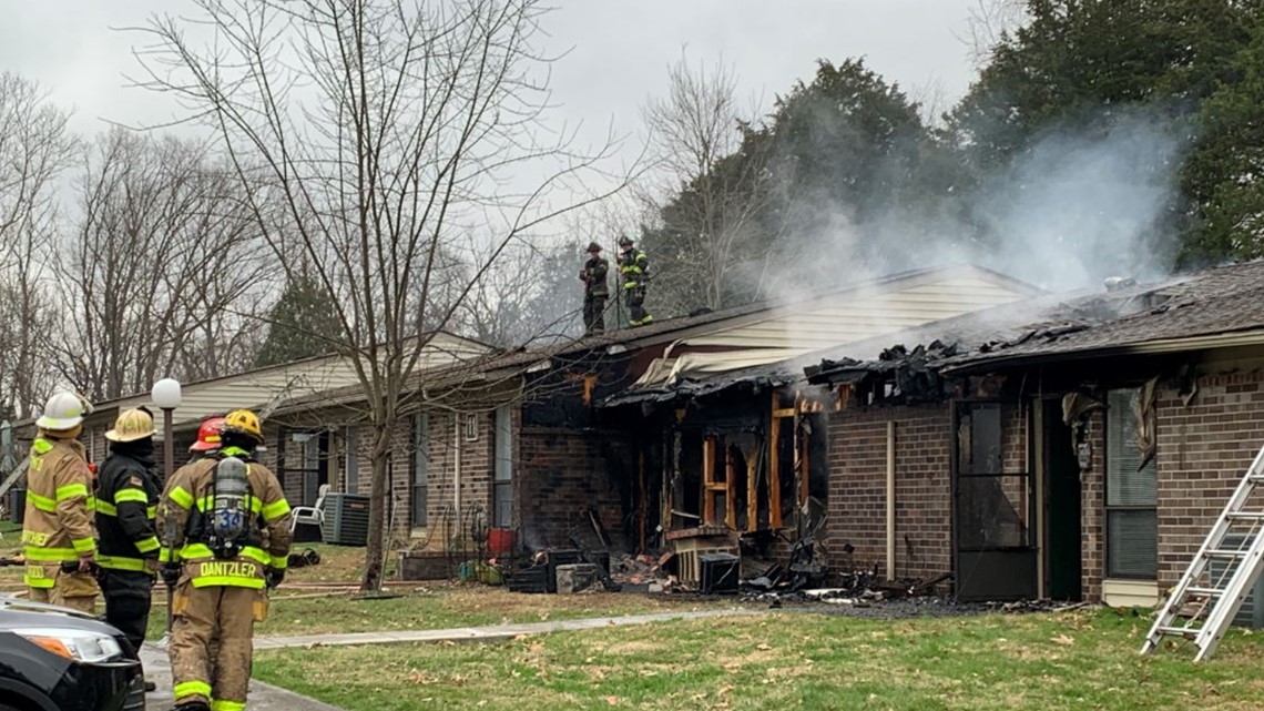 Multiple people displaced after apartment complex fire | wbir.com