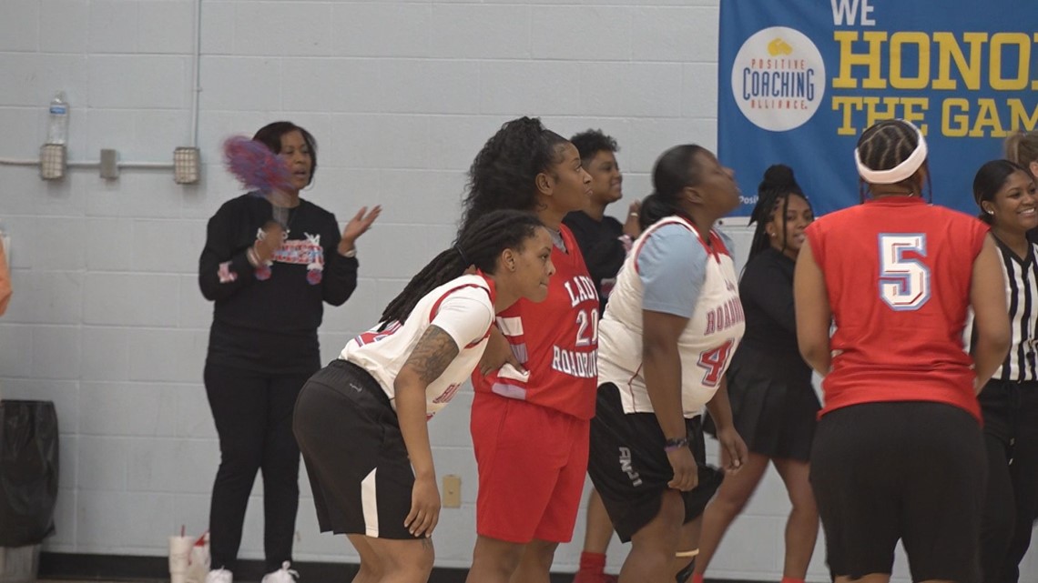 Alumni basketball game helps bring in money for athletics dept. | wbir.com