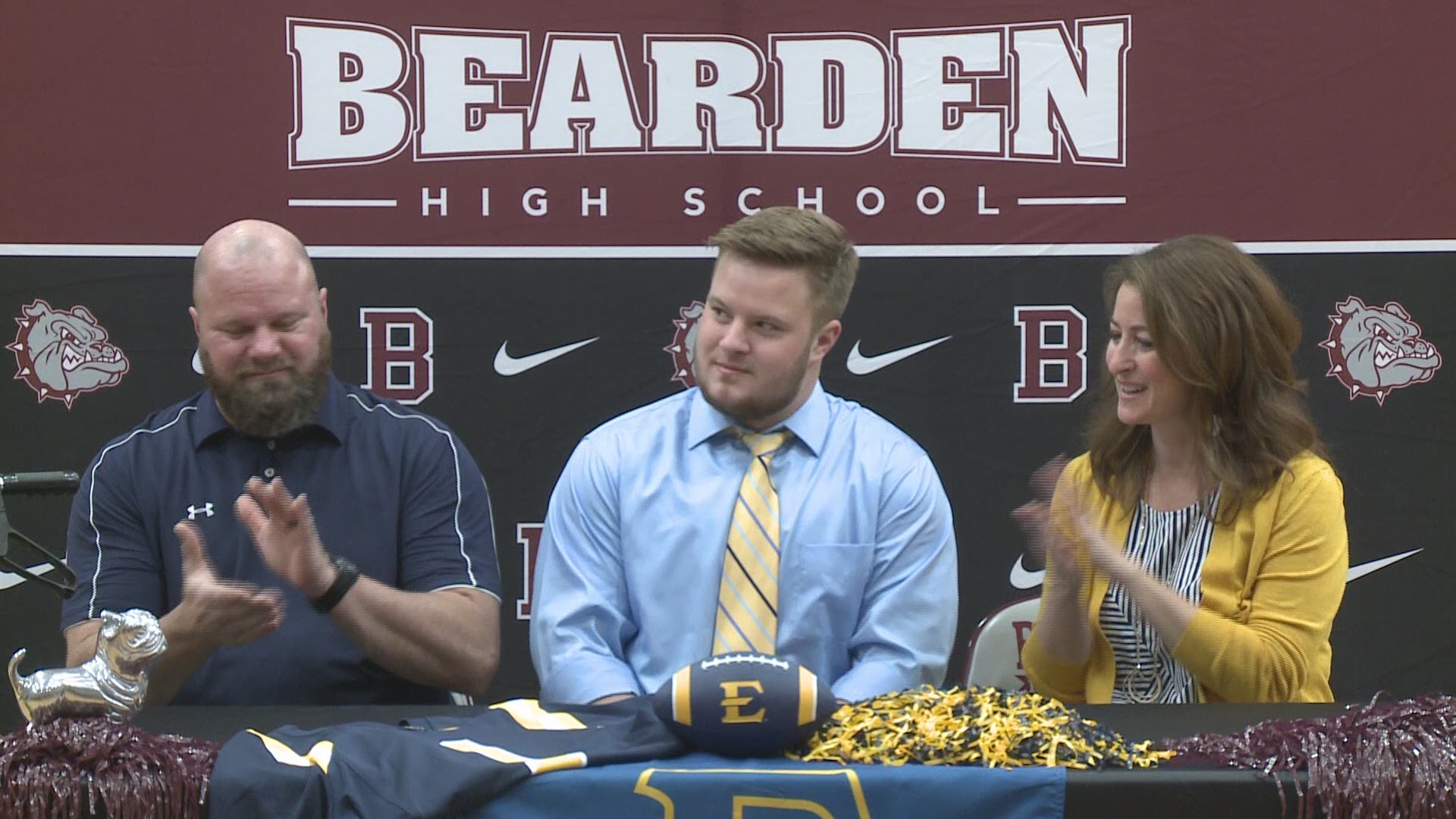 National Signing Day: East Tennessee high school students put pen to ...