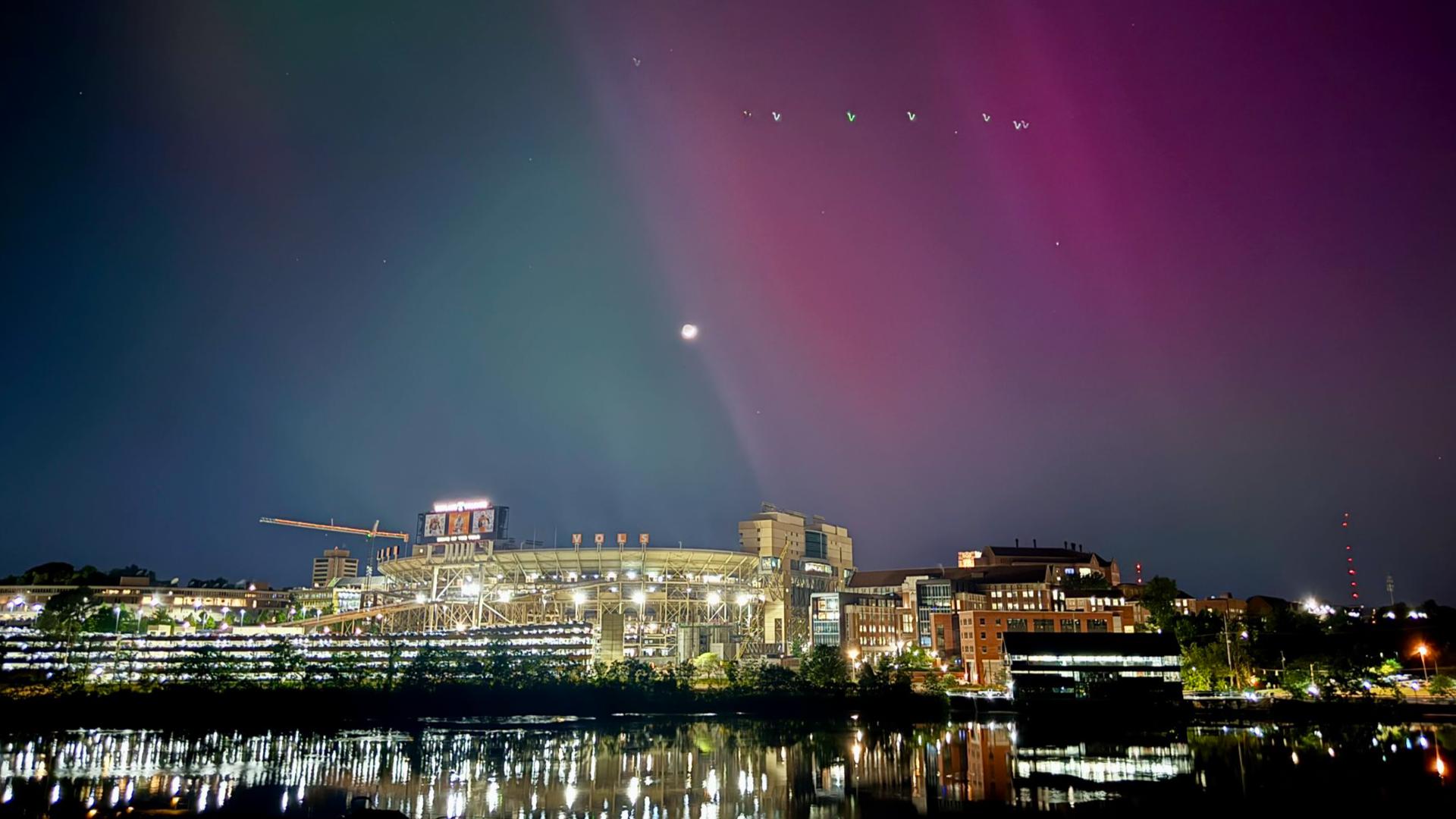 The Northern Lights are here! Dazzling lights fill East Tennessee skies ...