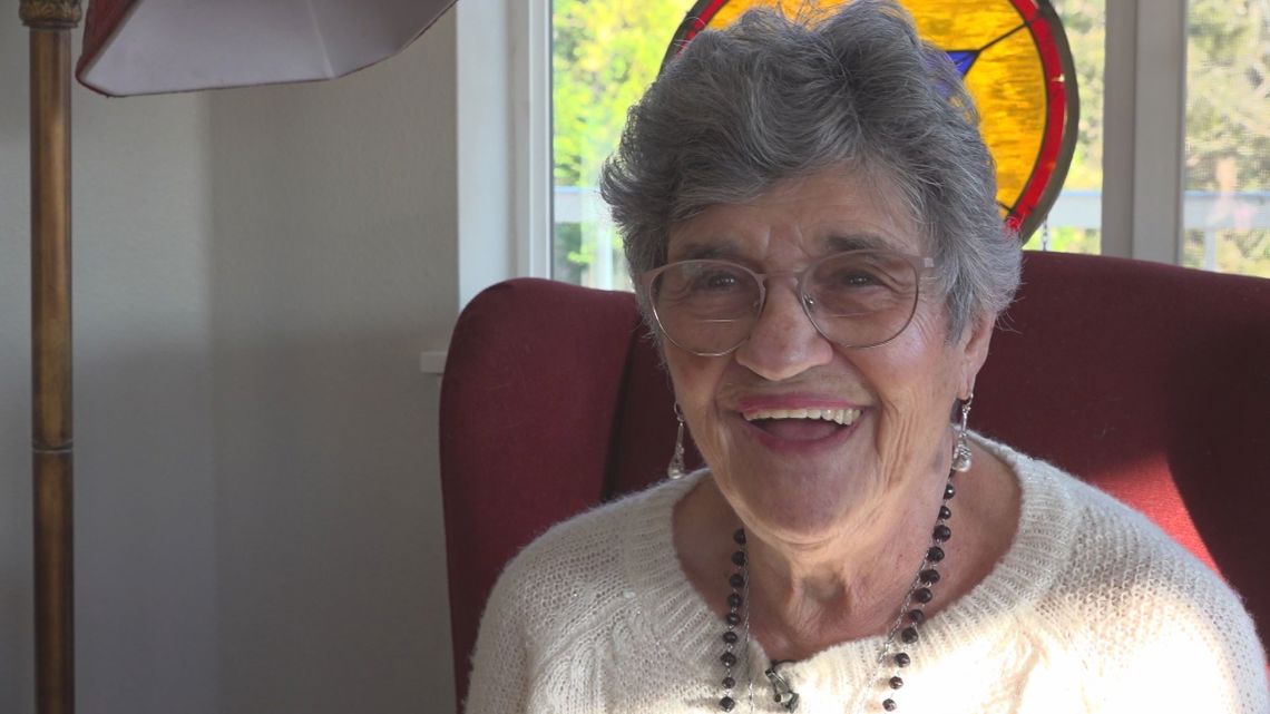 Holocaust survivor Sonja DuBois reflects on life after 85 years of ...