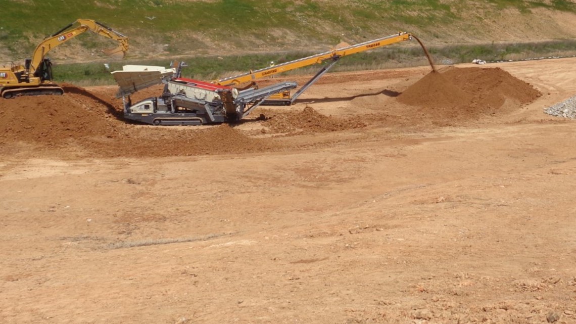 Crews in Oak Ridge broke ground on a new landfill expansion | wbir.com