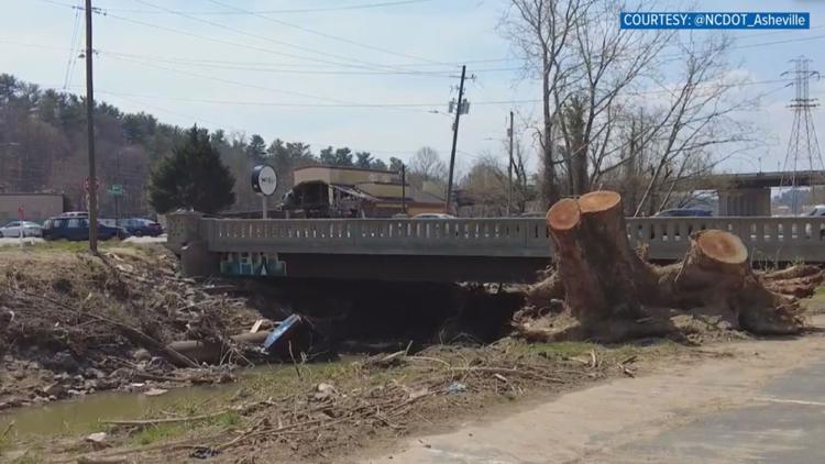Edye Ellis, WBIR's first Black anchor, has died: 'Heaven will be a ...