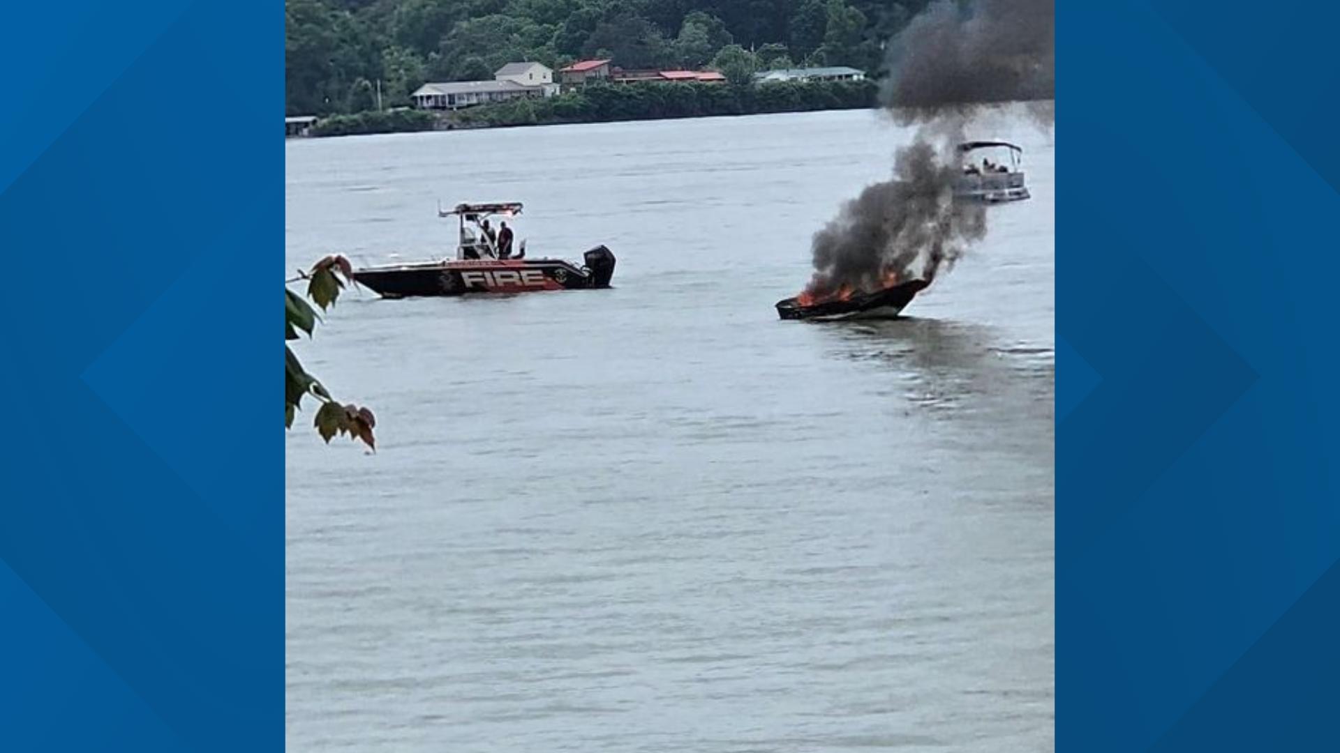 No injuries reported after boat fire on Douglas Lake | wbir.com