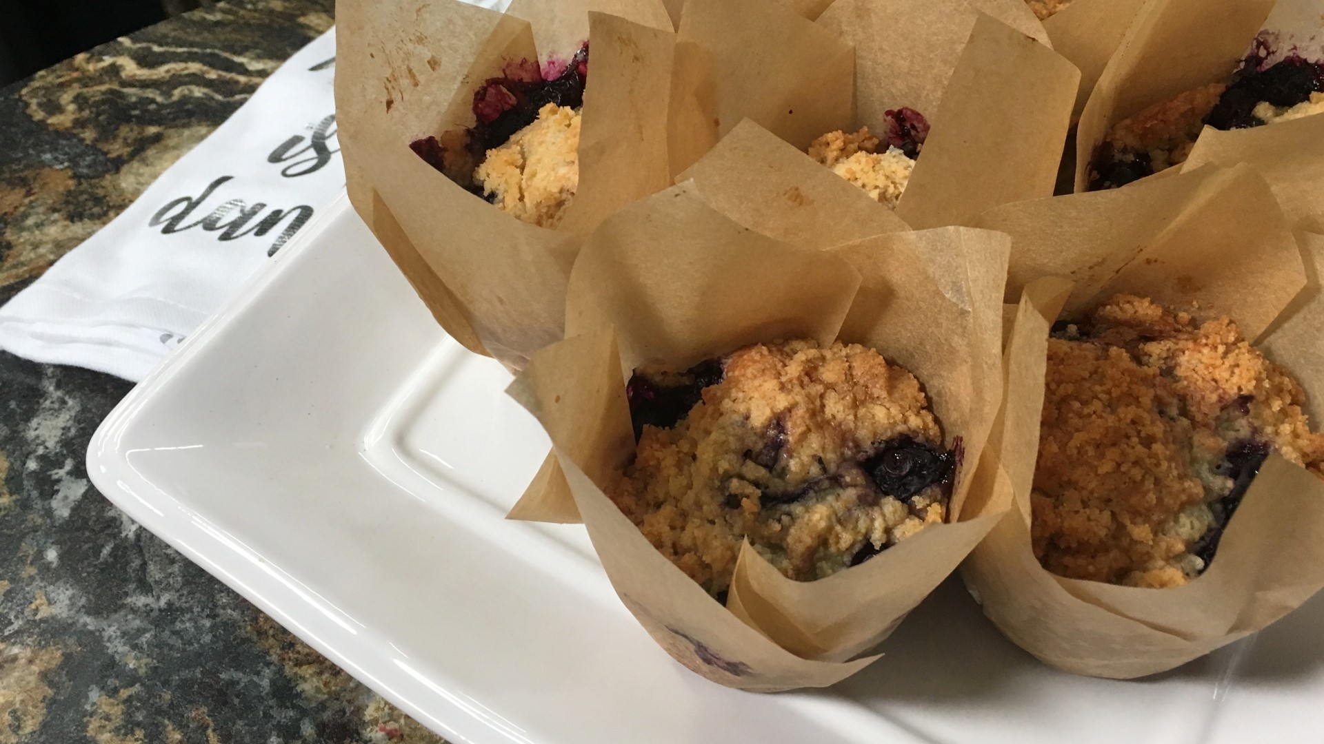 Blueberry Crumb Muffins | wbir.com
