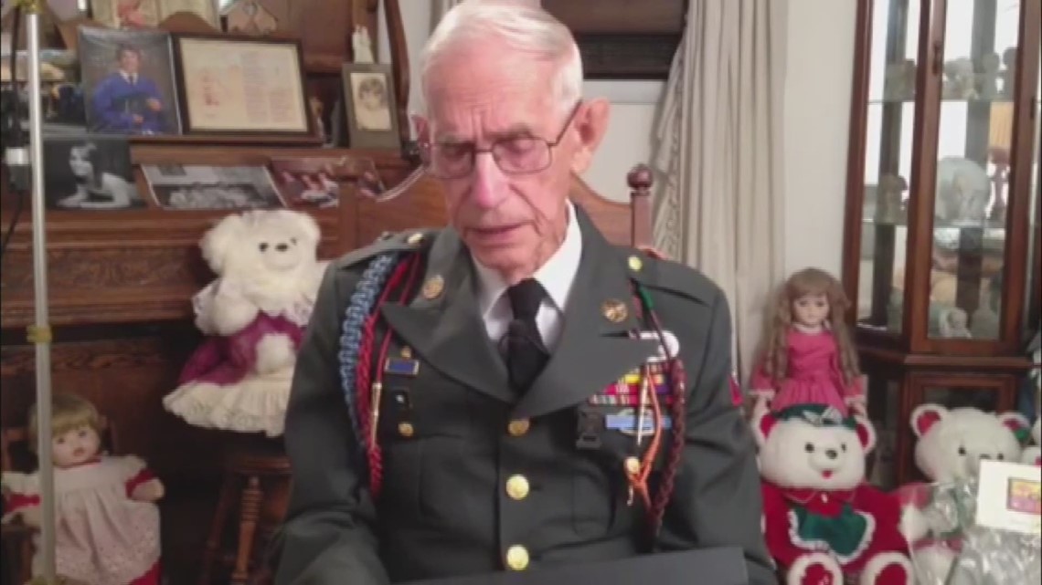 Mr. Riddle reads his poem | wbir.com