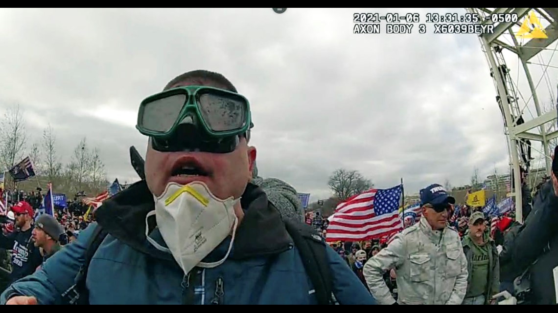 Man who threw flagpole at police during Jan. 6 riot gets more than 6 ...