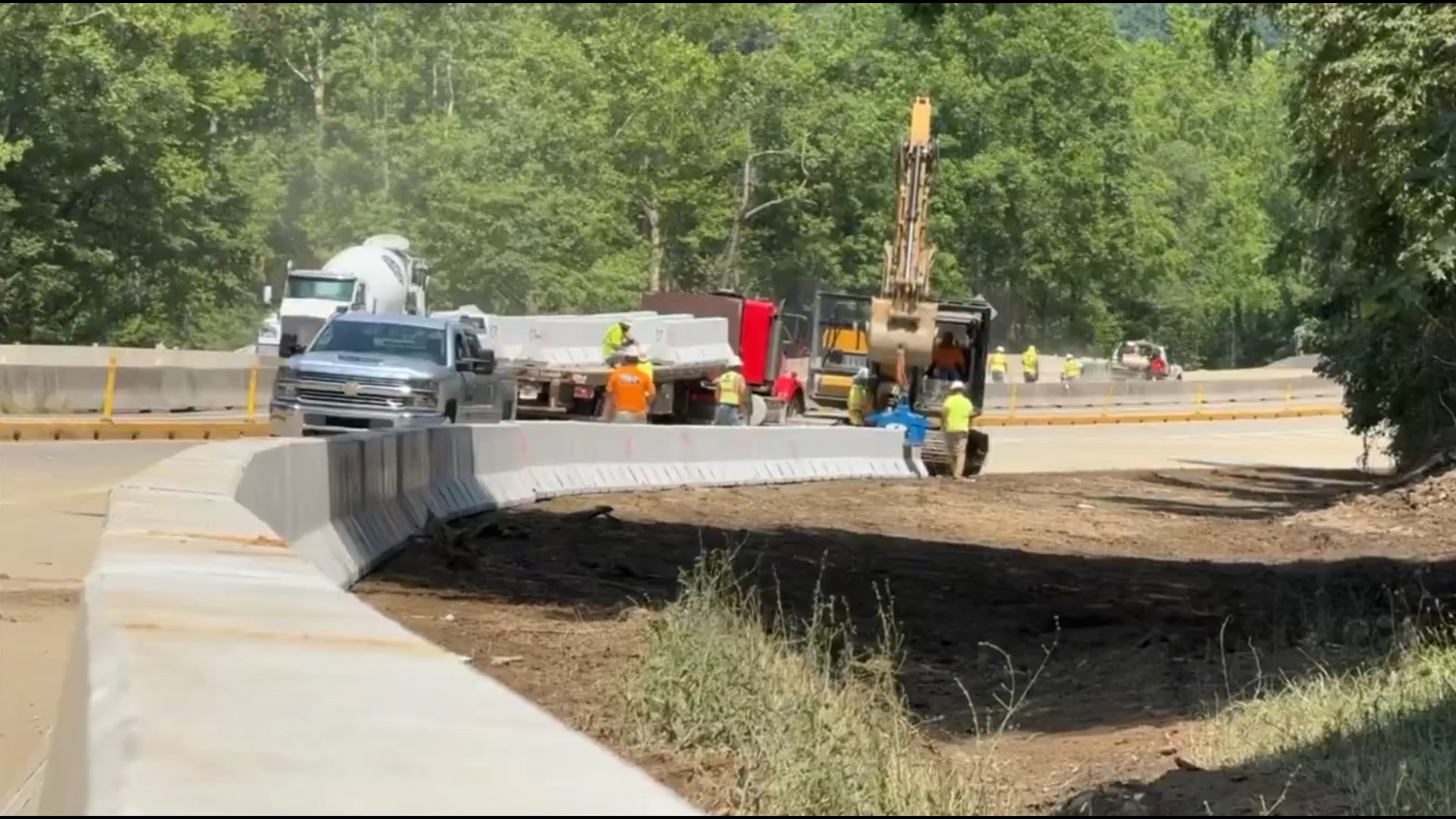 Here's when I-40 is expected to reopen in Cocke County, Tennessee ...