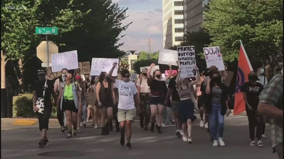 Protesters return to Tennessee State Capitol steps against new state ...