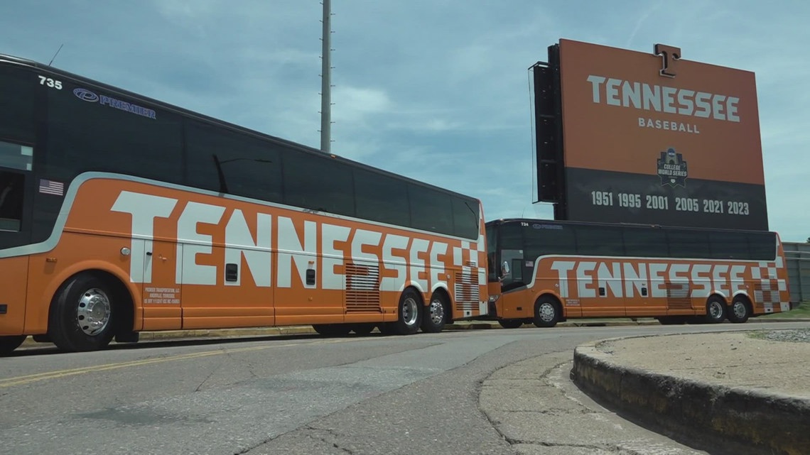Tennessee baseball leaves Knoxville, heading to Omaha for College World ...