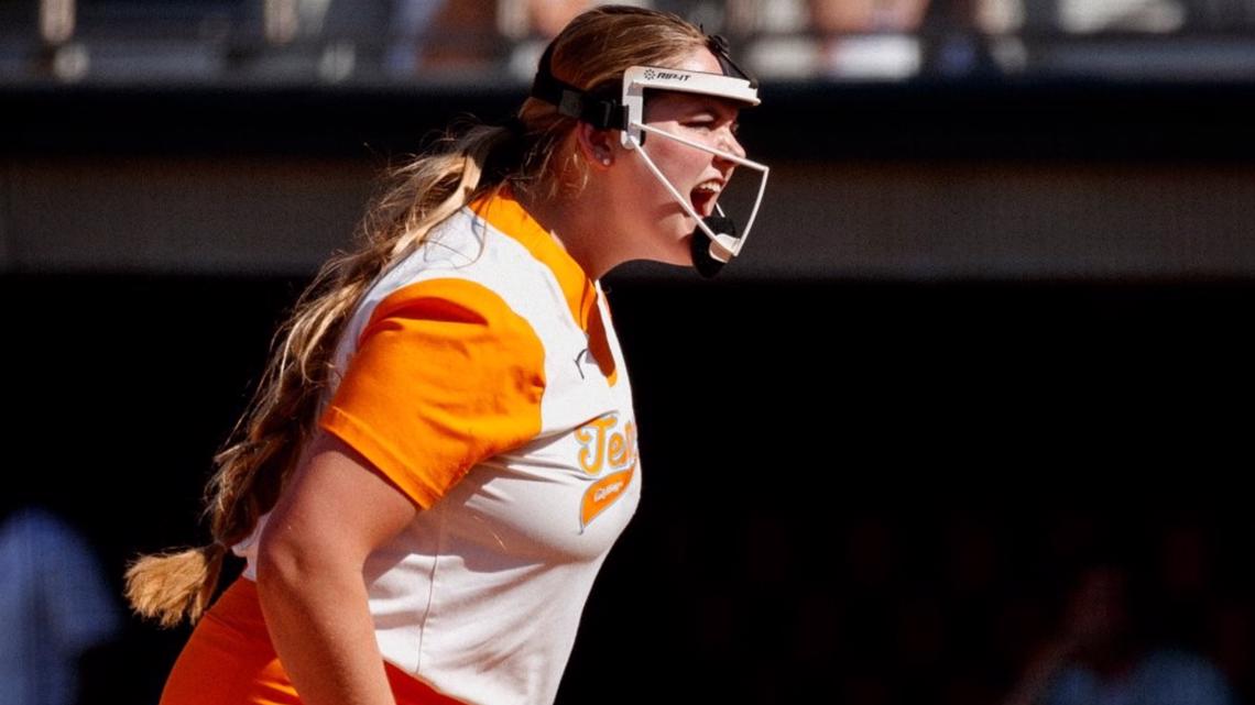 No. 3 UT softball takes down No. 15 Texas A&M in extra innings | wbir.com