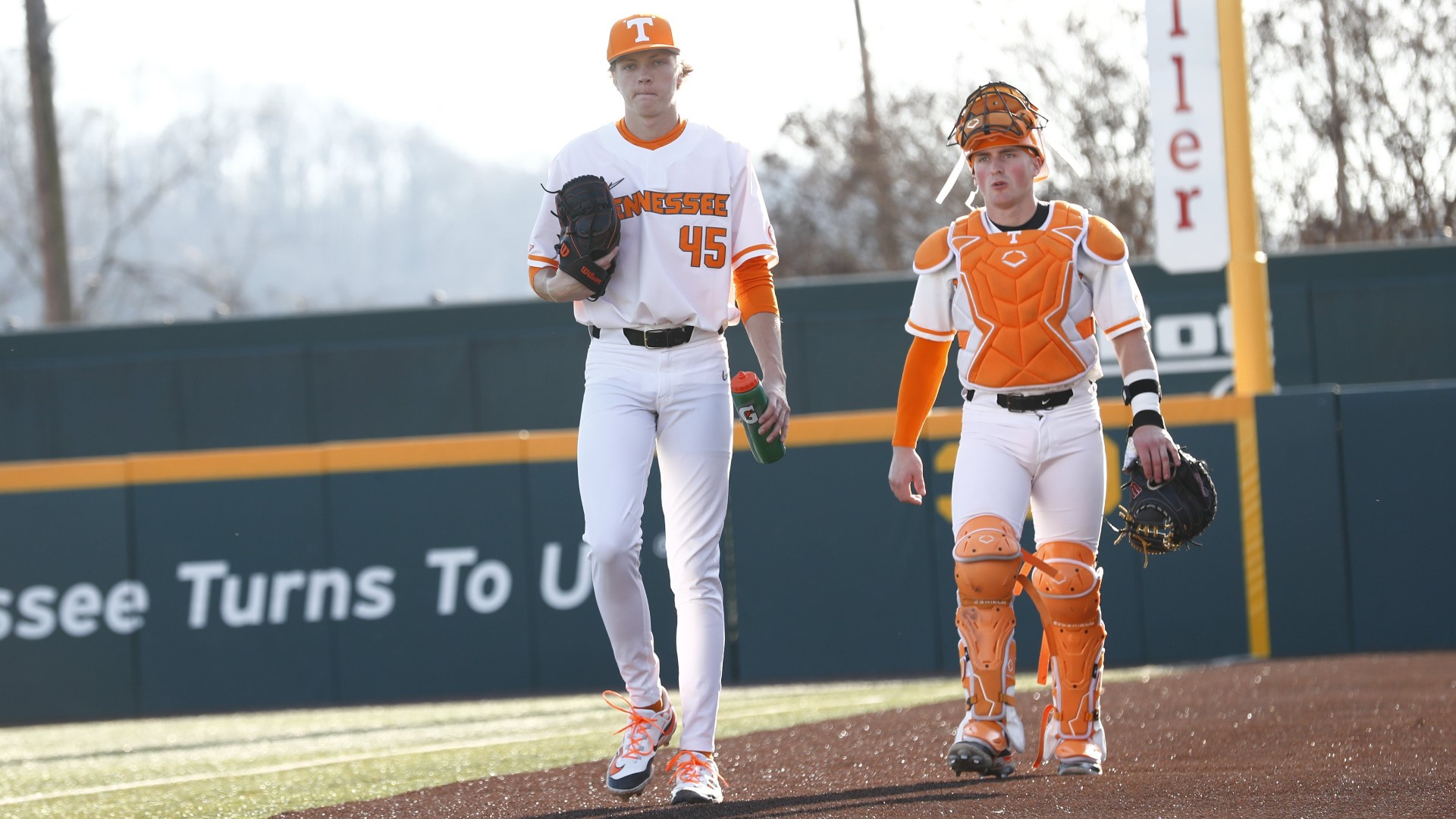No. 9 Tennessee baseball dominates ETSU, 16-0 | wbir.com