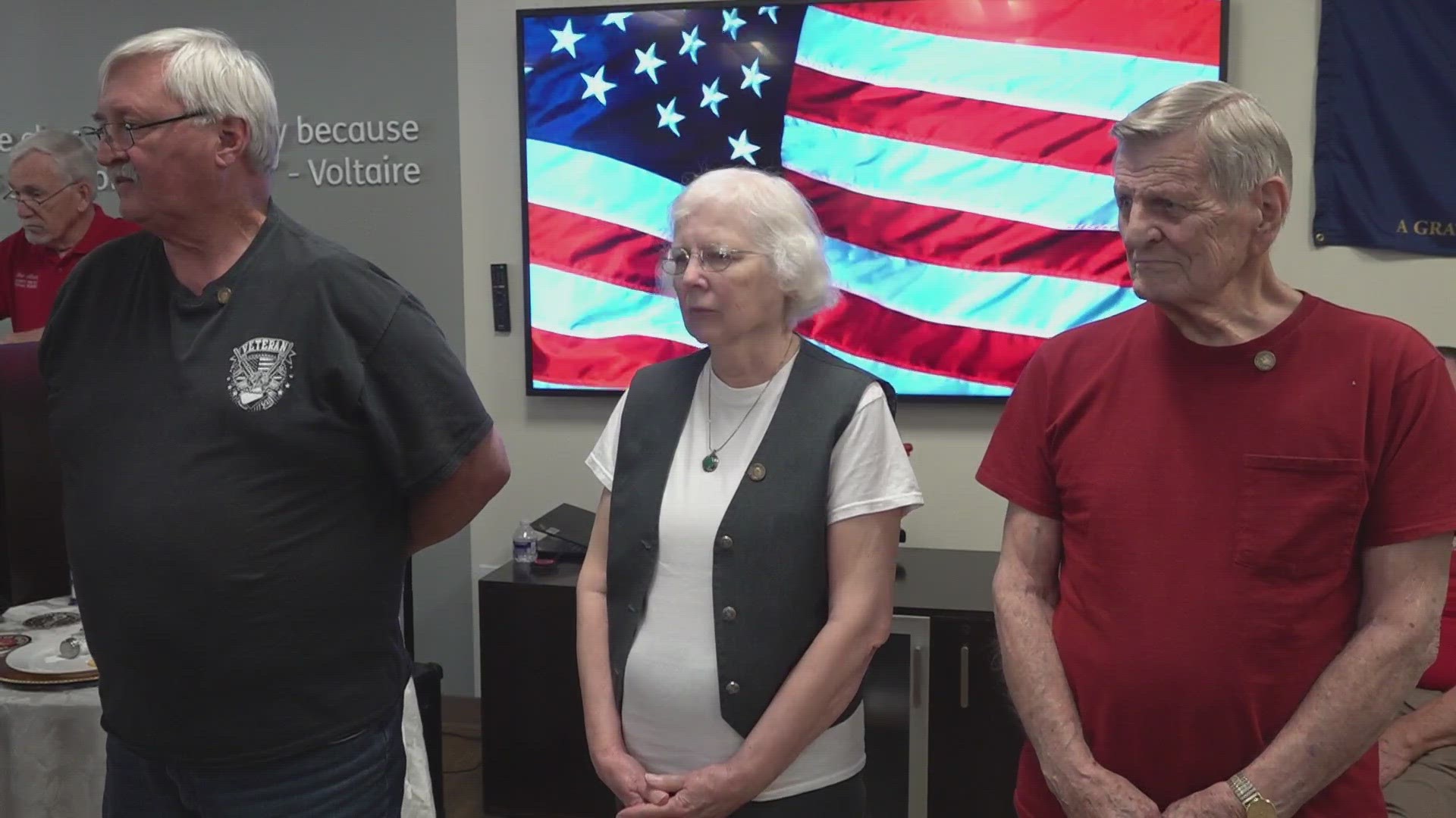 Knoxville Vietnam veterans receive pin during commemoration ceremony ...