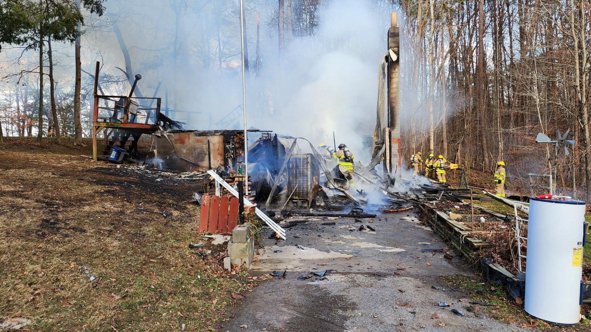 1 critically injured in North Knox County house fire | wbir.com