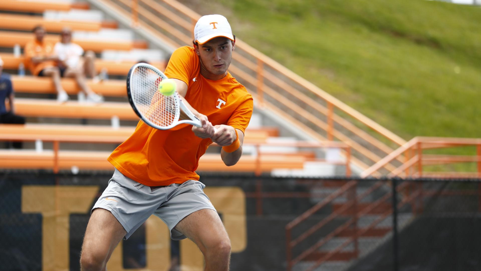 Tennessee men's tennis advances to Elite 8 | wbir.com