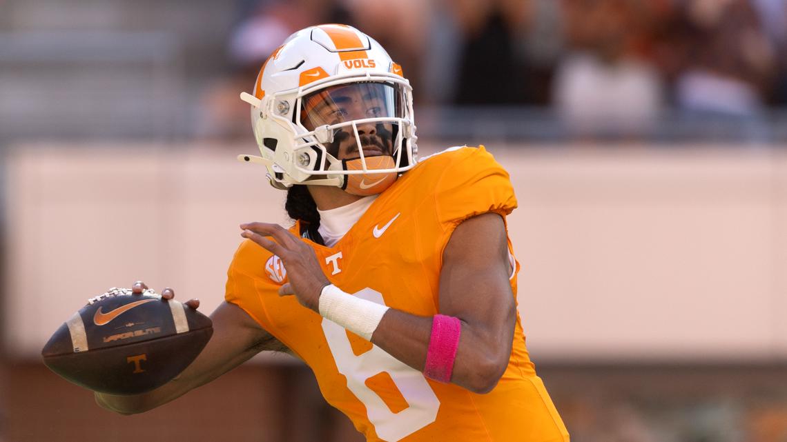 Vols maintain Top 10 spot in latest AP Top 25 Poll | wbir.com