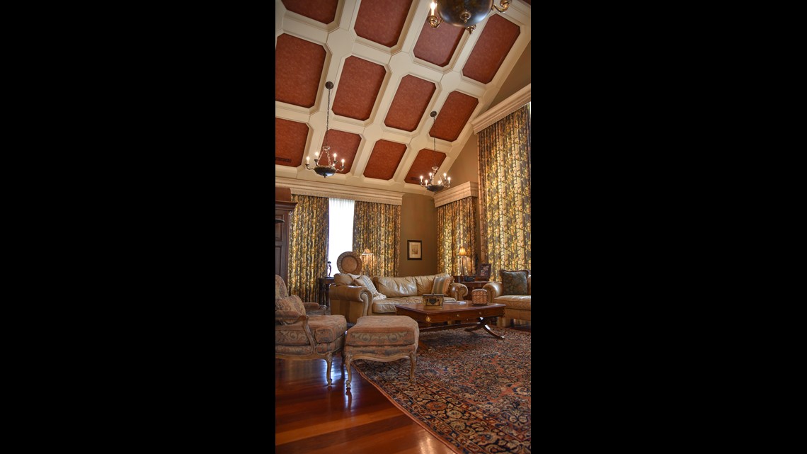 The DeBusk Mansion, biggest house in Knox County | wbir.com