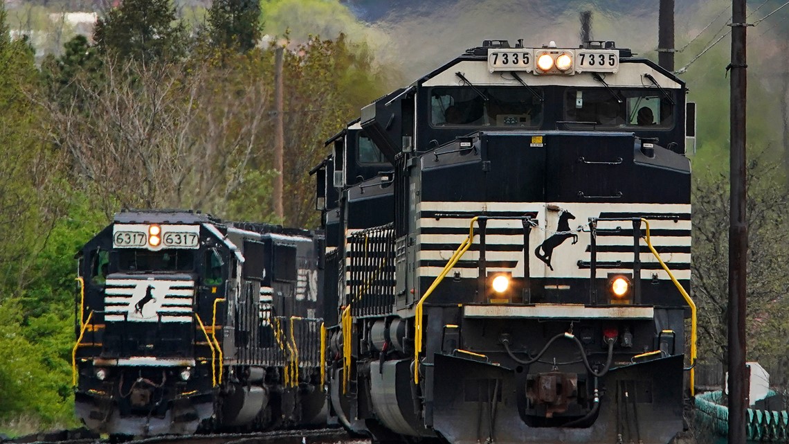 Norfolk Southern urges shareholders to reject takeover bid | wbir.com